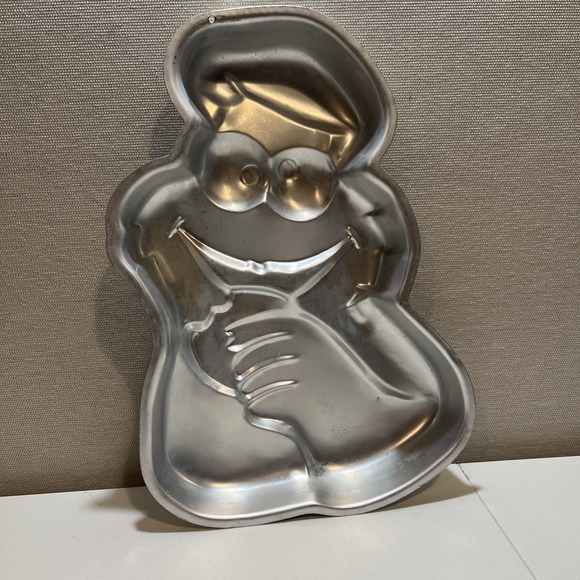 Wilton | Kitchen | Wilton Sesame Street Cookie Monster Cake Pan 977 ...